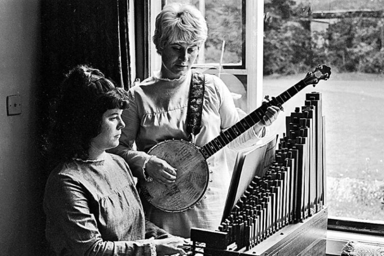 Shirley Collins folk memoir wins Music Book of the Year | ThinkSync Music